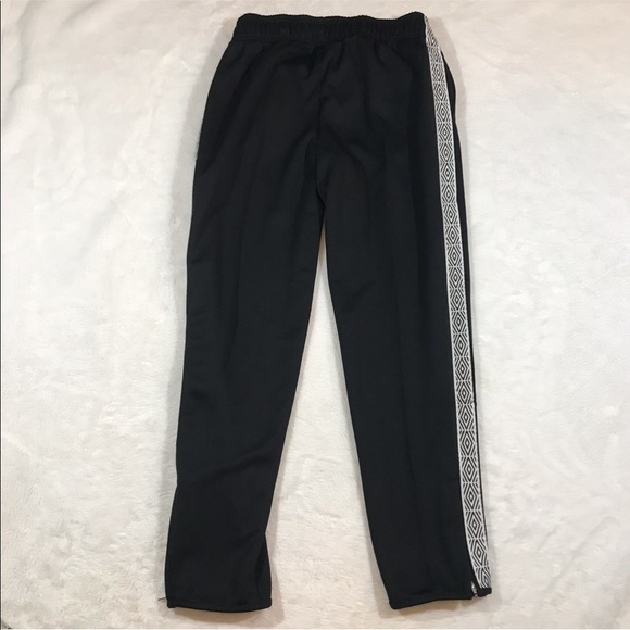 Umbro | Pants & Jumpsuits | Nwt Umbro Black White Diamond Side Stripe Joggers | Poshmark
